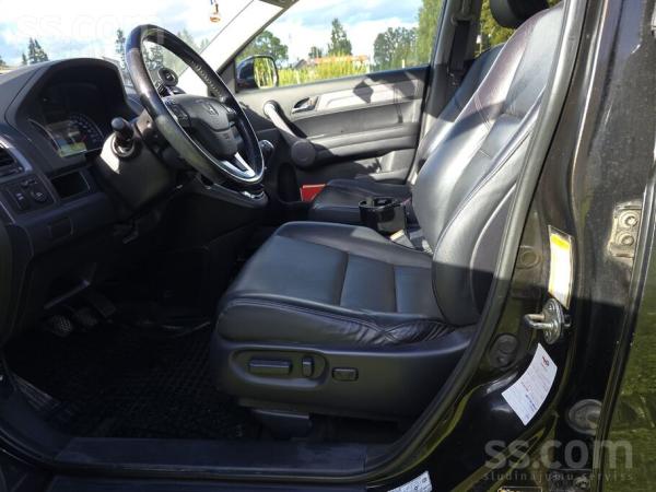 Brūns Honda CR-V 2009 Rēzekne, ar dzinēja tilpumu 2.20 L un nobraukumu 340 tūkst. km par 5199 €, foto 10 vietnē AUTOMOTO.COM.LV