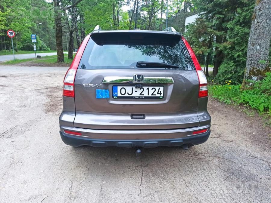 Brūns Honda CR-V 2010 Rīga, ar dzinēja tilpumu 2.20 L un nobraukumu 156 tūkst. km par 7700 €, foto 5 vietnē AUTOMOTO.COM.LV