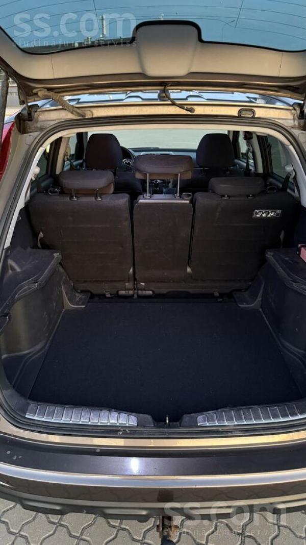 Brown Honda CR-V 2010 in Riga, with an engine capacity of 2.00 L and mileage of 233 thousand km for 6200 €, photo 10 on AUTOMOTO.COM.LV