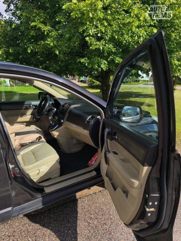 Brūns Honda CR-V 2010 Utena, ar dzinēja tilpumu 2.20 L un nobraukumu 341 tūkst. km par 7000 €, foto 6 vietnē AUTOMOTO.COM.LV