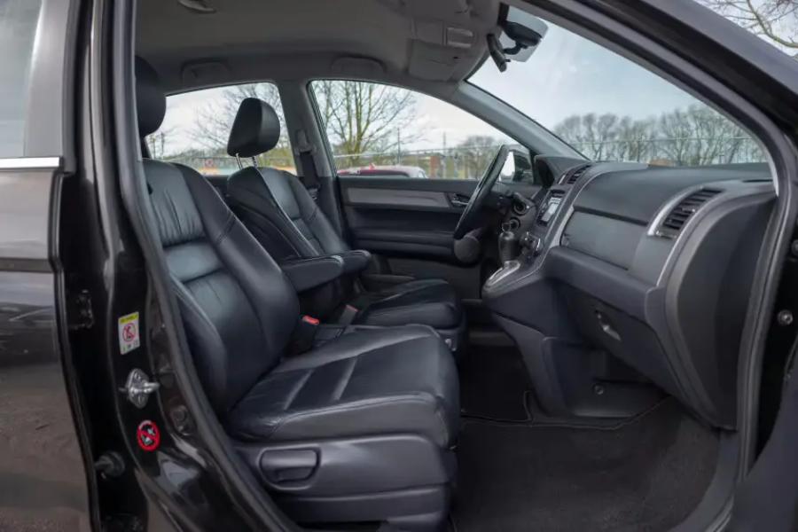 Brūns Honda CR-V 2010 Liepāja, ar dzinēja tilpumu 2.40 L un nobraukumu 208 tūkst. km par 10250 €, foto 12 vietnē AUTOMOTO.COM.LV