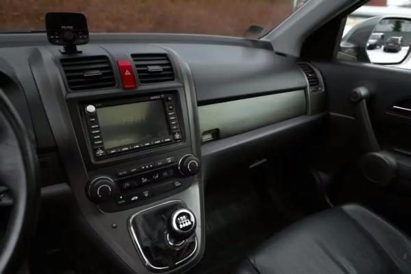 Brūns Honda CR-V 2010 Jelgava, ar dzinēja tilpumu 2.20 L un nobraukumu 222 tūkst. km par 8800 €, foto 8 vietnē AUTOMOTO.COM.LV