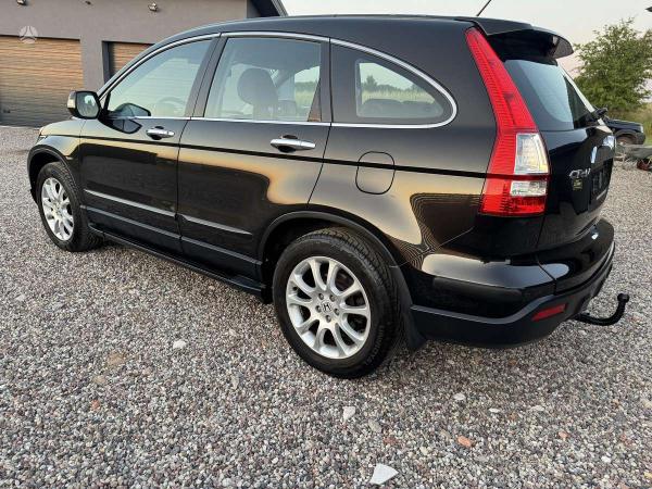 Brūns Honda CR-V 2010 Alīta, ar dzinēja tilpumu 2.35 L un nobraukumu 243 tūkst. km par 5999 €, foto 7 vietnē AUTOMOTO.COM.LV