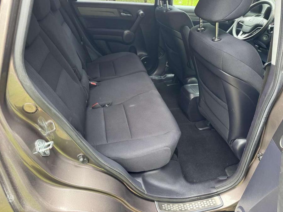 Brūns Honda CR-V 2010 Viļņa, ar dzinēja tilpumu 2.20 L un nobraukumu 317 tūkst. km par 6990 €, foto 13 vietnē AUTOMOTO.COM.LV