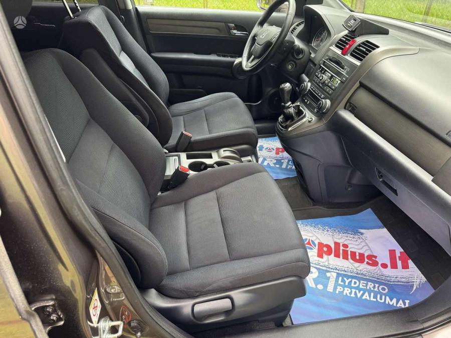 Brūns Honda CR-V 2010 Viļņa, ar dzinēja tilpumu 2.20 L un nobraukumu 317 tūkst. km par 6990 €, foto 14 vietnē AUTOMOTO.COM.LV