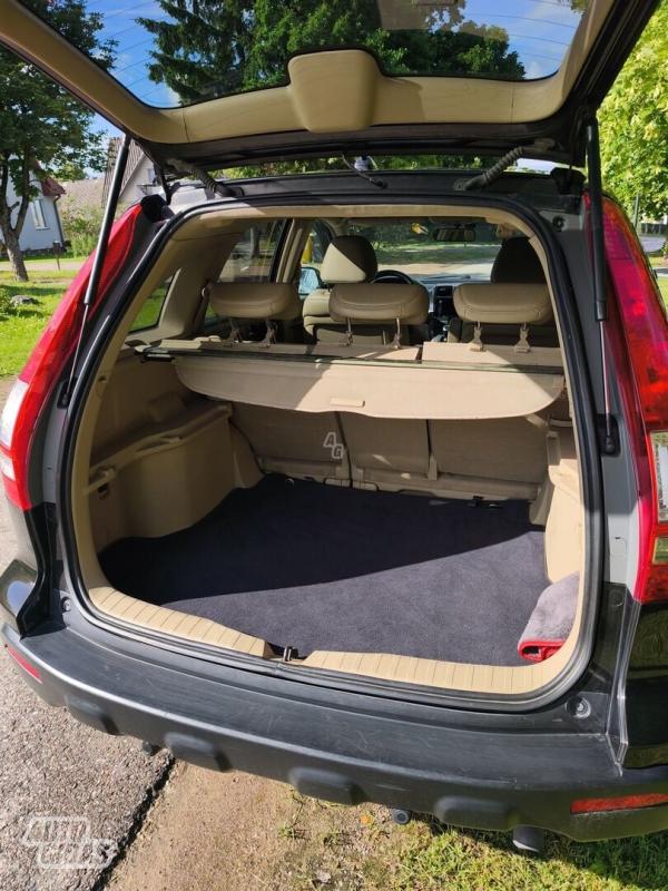 Brown Honda CR-V 2010 in Utena, with an engine capacity of 2.20 L and mileage of 341 thousand km for 5200 €, photo 5 on AUTOMOTO.COM.LV