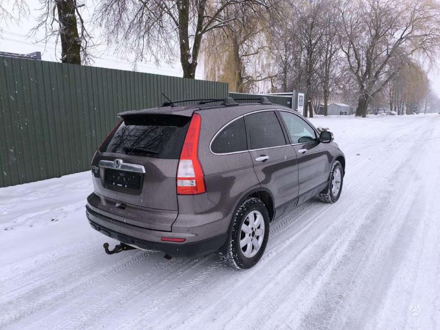 Brūns Honda CR-V 2011 Marijampole, ar dzinēja tilpumu 2.20 L un nobraukumu 304 tūkst. km par 5650 €, foto 5 vietnē AUTOMOTO.COM.LV