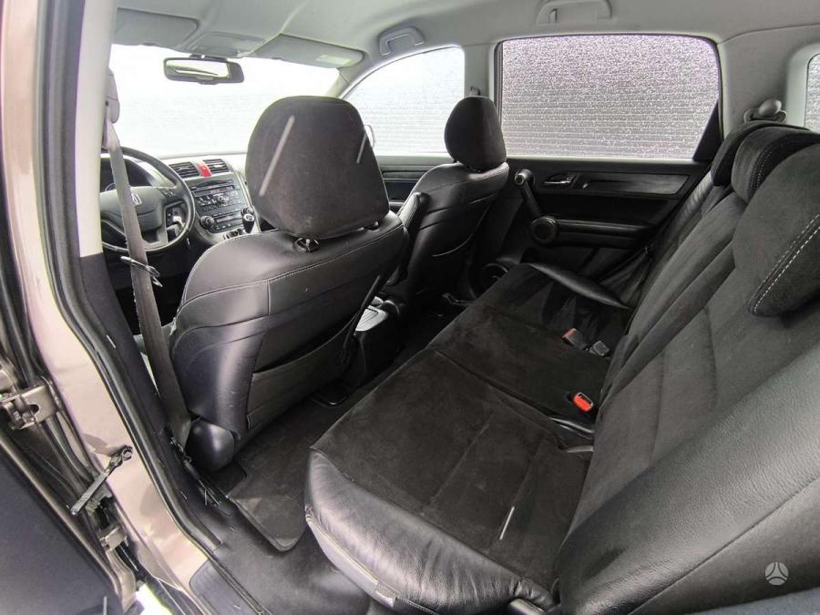 Brūns Honda CR-V 2011 Marijampole, ar dzinēja tilpumu 2.20 L un nobraukumu 304 tūkst. km par 5650 €, foto 12 vietnē AUTOMOTO.COM.LV