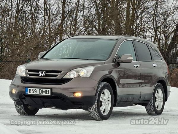 Brown Honda CR-V 2011 in Tartu, with an engine capacity of 2.20 L and mileage of 324 thousand km for 6990 €, photo 1 on AUTOMOTO.COM.LV