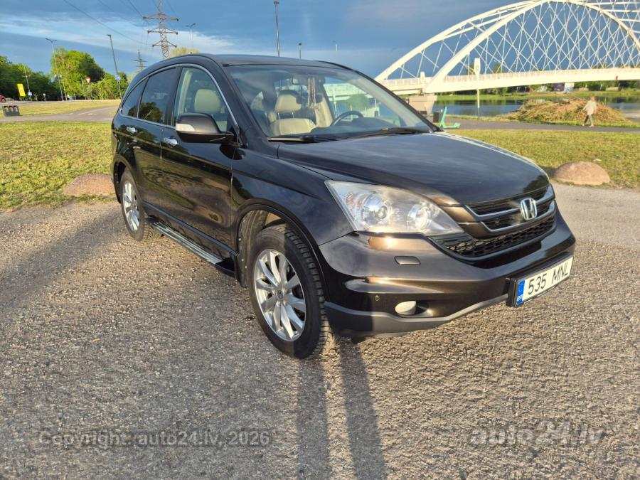 Brūns Honda CR-V 2011 Pērnava, ar dzinēja tilpumu 2.00 L un nobraukumu 276 tūkst. km par 7000 €, foto 1 vietnē AUTOMOTO.COM.LV