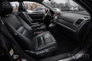 Brūns Honda CR-V 2011 Rīga, ar dzinēja tilpumu 2.20 L un nobraukumu 218 tūkst. km par 7300 €, foto 7 vietnē AUTOMOTO.COM.LV