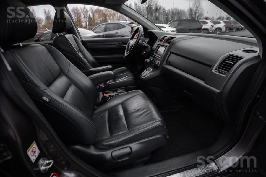 Brūns Honda CR-V 2011 Rīga, ar dzinēja tilpumu 2.20 L un nobraukumu 0 tūkst. km par 7250 €, foto 8 vietnē AUTOMOTO.COM.LV