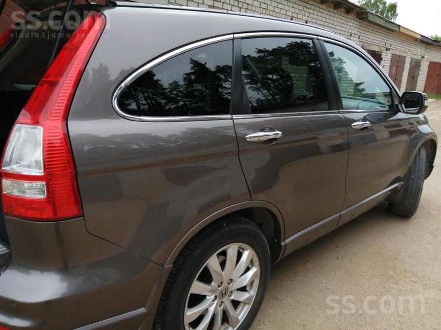 Brūns Honda CR-V 2011 Jelgava, ar dzinēja tilpumu 2.00 L un nobraukumu 245 tūkst. km par 7700 €, foto 3 vietnē AUTOMOTO.COM.LV