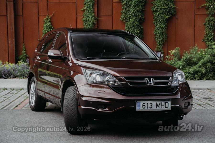 Brown Honda CR-V 2011 in Tallinn, with an engine capacity of 2.00 L and mileage of 182 thousand km for 8990 €, photo 3 on AUTOMOTO.COM.LV