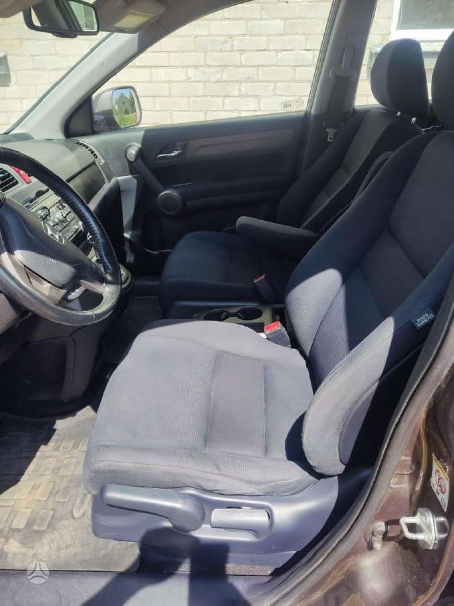 Brūns Honda CR-V 2011 Šauļi, ar dzinēja tilpumu 2.20 L un nobraukumu 0 tūkst. km par 5500 €, foto 15 vietnē AUTOMOTO.COM.LV
