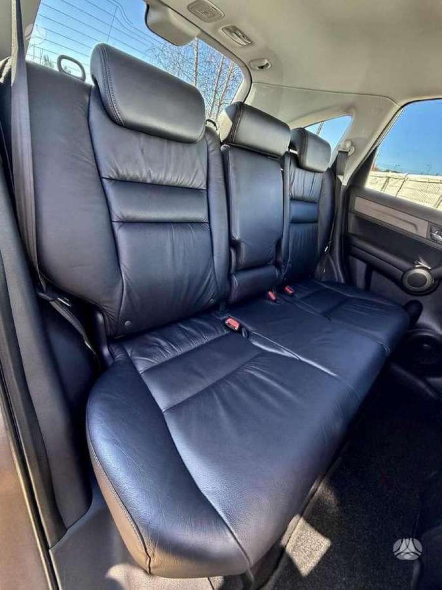 Brūns Honda CR-V 2011 Šauļi, ar dzinēja tilpumu 2.20 L un nobraukumu 245 tūkst. km par 8999 €, foto 24 vietnē AUTOMOTO.COM.LV