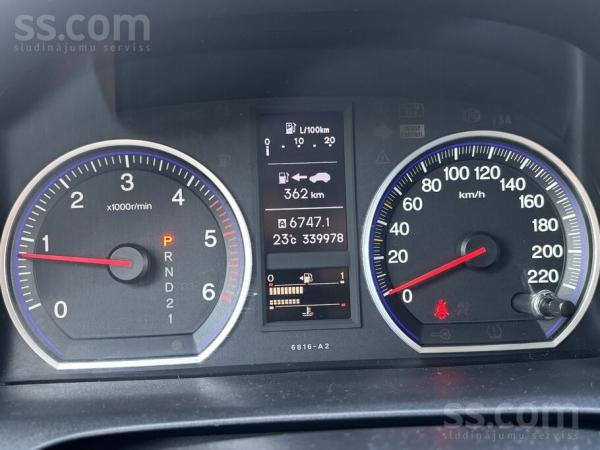 Brown Honda CR-V 2011 in Jelgava, with an engine capacity of 2.20 L and mileage of 340 thousand km for 6200 €, photo 7 on AUTOMOTO.COM.LV