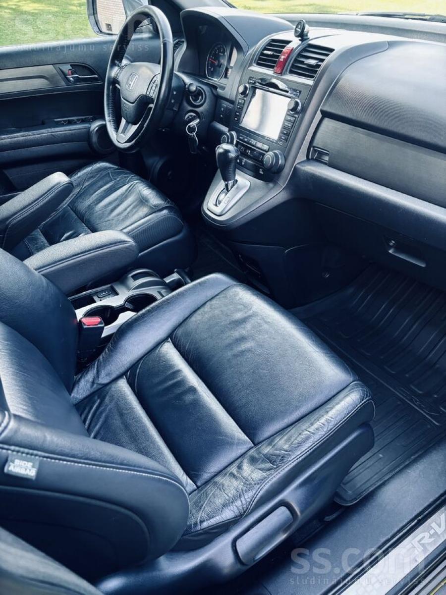 Brūns Honda CR-V 2011 Jelgava, ar dzinēja tilpumu 2.20 L un nobraukumu 340 tūkst. km par 6200 €, foto 13 vietnē AUTOMOTO.COM.LV