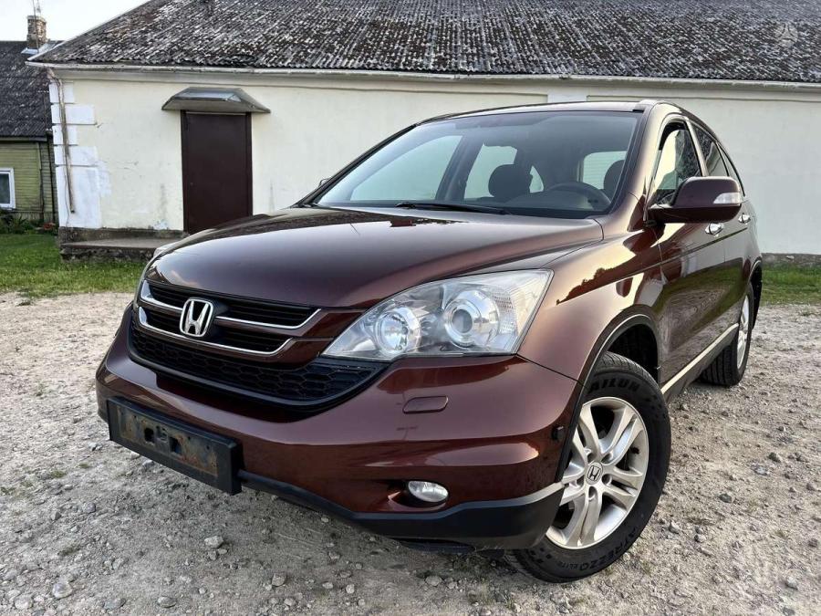 Brown Honda CR-V 2011 in Kaisiadorys, with an engine capacity of 2.20 L and mileage of 284 thousand km for 6450 €, photo 3 on AUTOMOTO.COM.LV