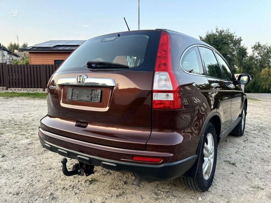 Brown Honda CR-V 2011 in Kaisiadorys, with an engine capacity of 2.20 L and mileage of 284 thousand km for 6450 €, photo 9 on AUTOMOTO.COM.LV