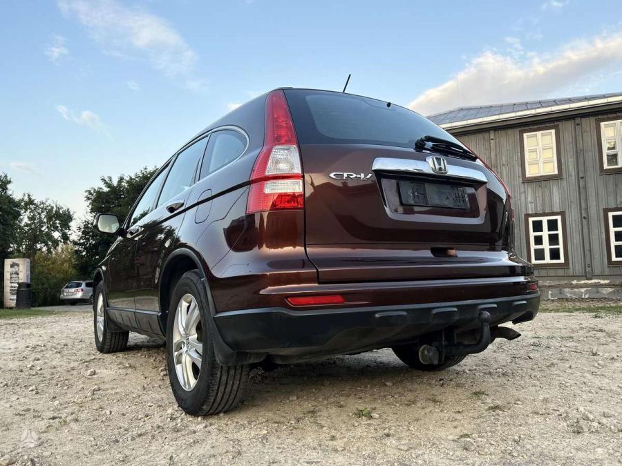 Brown Honda CR-V 2011 in Kaisiadorys, with an engine capacity of 2.20 L and mileage of 284 thousand km for 6450 €, photo 12 on AUTOMOTO.COM.LV