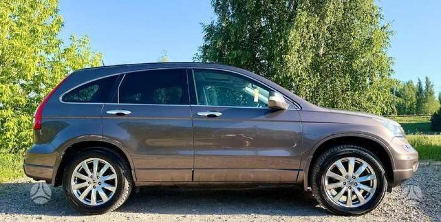 Brūns Honda CR-V 2011 Šauļi, ar dzinēja tilpumu 2.20 L un nobraukumu 245 tūkst. km par 8999 €, foto 16 vietnē AUTOMOTO.COM.LV