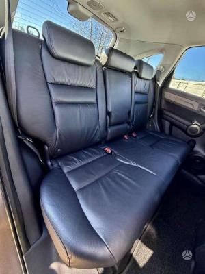 Brūns Honda CR-V 2011 Šauļi, ar dzinēja tilpumu 2.20 L un nobraukumu 245 tūkst. km par 8999 €, foto 24 vietnē AUTOMOTO.COM.LV