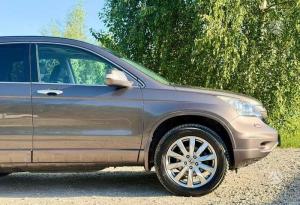 Brūns Honda CR-V 2011 Šauļi, ar dzinēja tilpumu 2.20 L un nobraukumu 245 tūkst. km par 8999 €, foto 15 vietnē AUTOMOTO.COM.LV