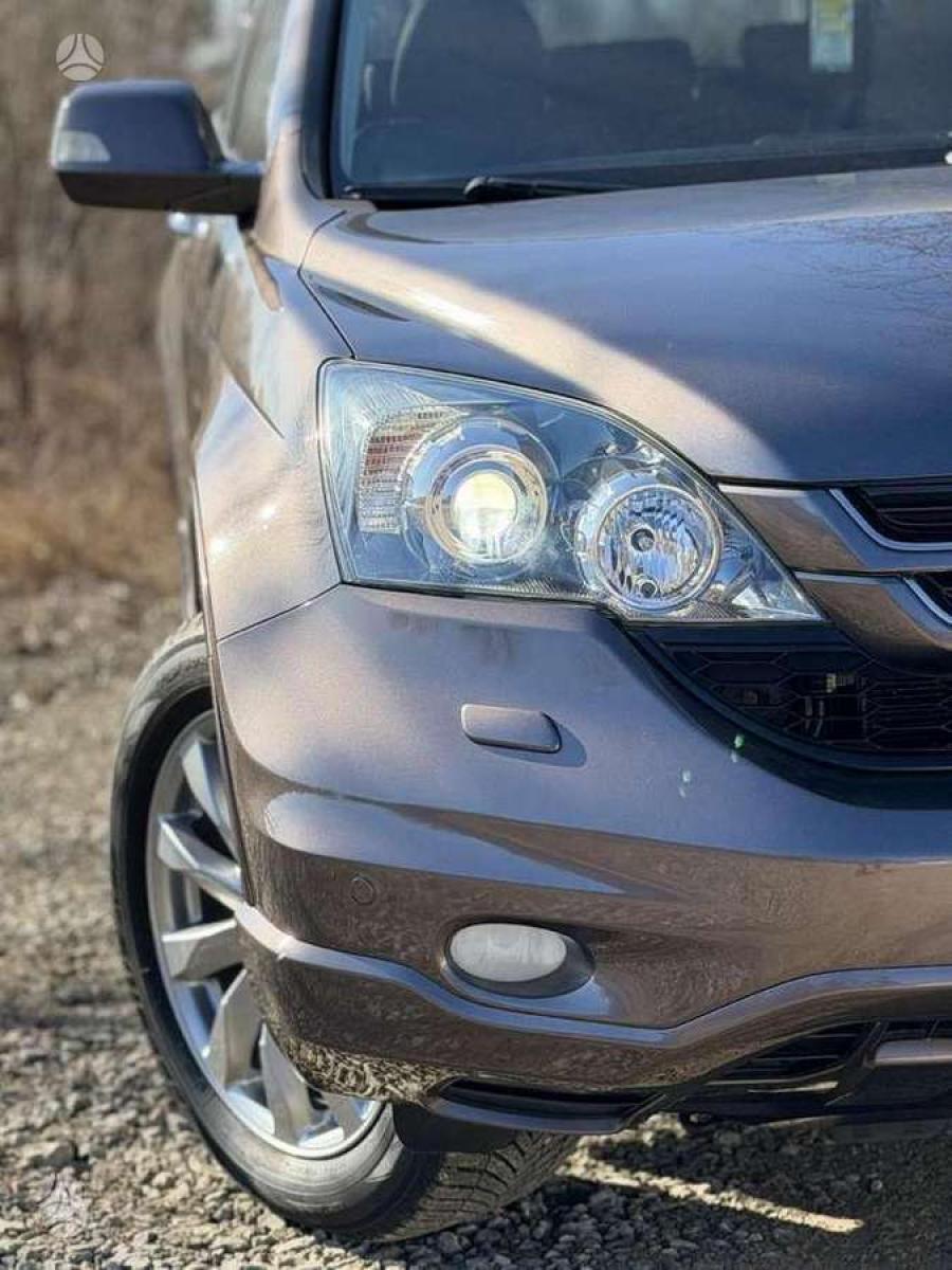 Brūns Honda CR-V 2011 Šauļi, ar dzinēja tilpumu 2.20 L un nobraukumu 245 tūkst. km par 8999 €, foto 18 vietnē AUTOMOTO.COM.LV