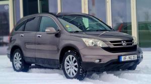 Brown Honda CR-V 2012 in Vilnius, with an engine capacity of 2.20 L and mileage of 248 thousand km for 8250 €, photo 6 on AUTOMOTO.COM.LV