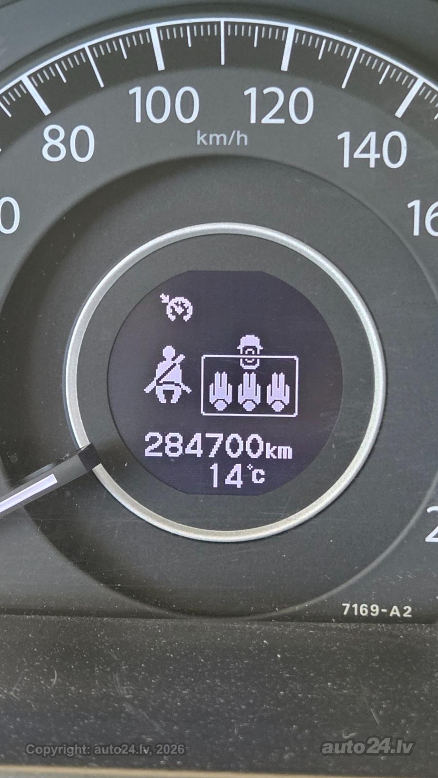 Brūns Honda CR-V 2012 Tallina, ar dzinēja tilpumu 2.00 L un nobraukumu 0 tūkst. km par 14000 €, foto 3 vietnē AUTOMOTO.COM.LV