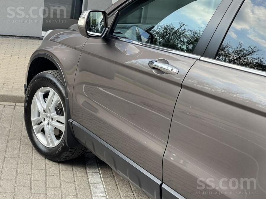 Brown Honda CR-V 2012 in Jurmala, with an engine capacity of 2.20 L and mileage of 0 thousand km for 7250 €, photo 13 on AUTOMOTO.COM.LV