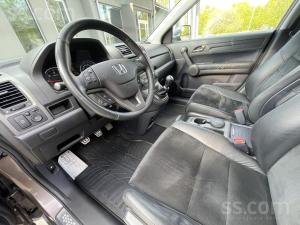 Brown Honda CR-V 2012 in Jurmala, with an engine capacity of 2.20 L and mileage of 0 thousand km for 7250 €, photo 22 on AUTOMOTO.COM.LV