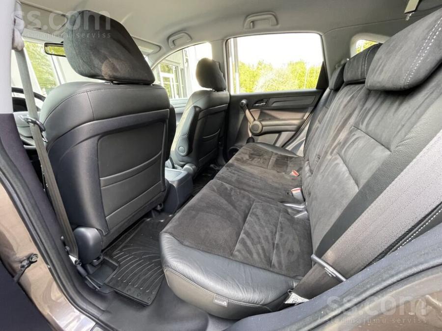 Brown Honda CR-V 2012 in Jurmala, with an engine capacity of 2.20 L and mileage of 0 thousand km for 7250 €, photo 23 on AUTOMOTO.COM.LV