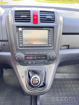 Brūns Honda CR-V 2012 Rīga, ar dzinēja tilpumu 2.20 L un nobraukumu 226 tūkst. km par 6500 €, foto 6 vietnē AUTOMOTO.COM.LV