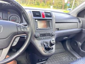 Brūns Honda CR-V 2012 Rīga, ar dzinēja tilpumu 2.20 L un nobraukumu 226 tūkst. km par 6500 €, foto 7 vietnē AUTOMOTO.COM.LV