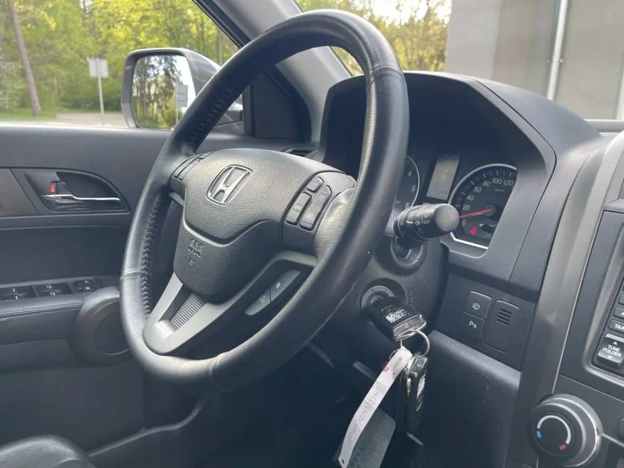 Brown Honda CR-V 2012 in Jurmala, with an engine capacity of 2.20 L and mileage of 277 thousand km for 7250 €, photo 33 on AUTOMOTO.COM.LV