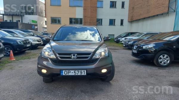 Brūns Honda CR-V 2012 Daugavpils, ar dzinēja tilpumu 2.20 L un nobraukumu 0 tūkst. km par 7850 €, foto 4 vietnē AUTOMOTO.COM.LV
