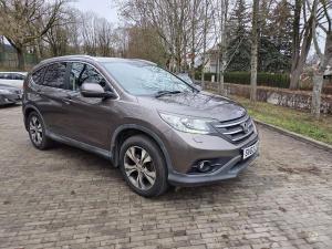 Brown Honda CR-V 2013 in Siauliai, with an engine capacity of 2.20 L and mileage of 179 thousand km for 3290 €, photo  on AUTOMOTO.COM.LV