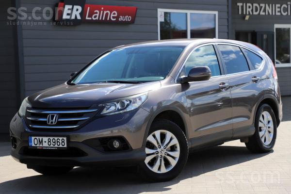 Brown Honda CR-V 2013 in Tukums, with an engine capacity of 2.20 L and mileage of 309 thousand km for 7500 €, photo 2 on AUTOMOTO.COM.LV