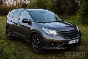 Brown Honda CR-V 2013 in Riga, with an engine capacity of 2.20 L and mileage of 507 thousand km for 7500 €, photo 3 on AUTOMOTO.COM.LV