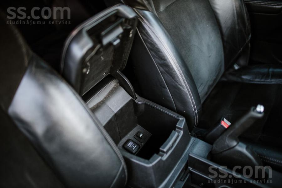 Brown Honda CR-V 2013 in Riga, with an engine capacity of 2.20 L and mileage of 507 thousand km for 7500 €, photo 12 on AUTOMOTO.COM.LV