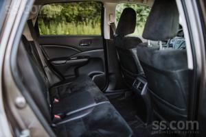 Brown Honda CR-V 2013 in Riga, with an engine capacity of 2.20 L and mileage of 507 thousand km for 7500 €, photo 14 on AUTOMOTO.COM.LV
