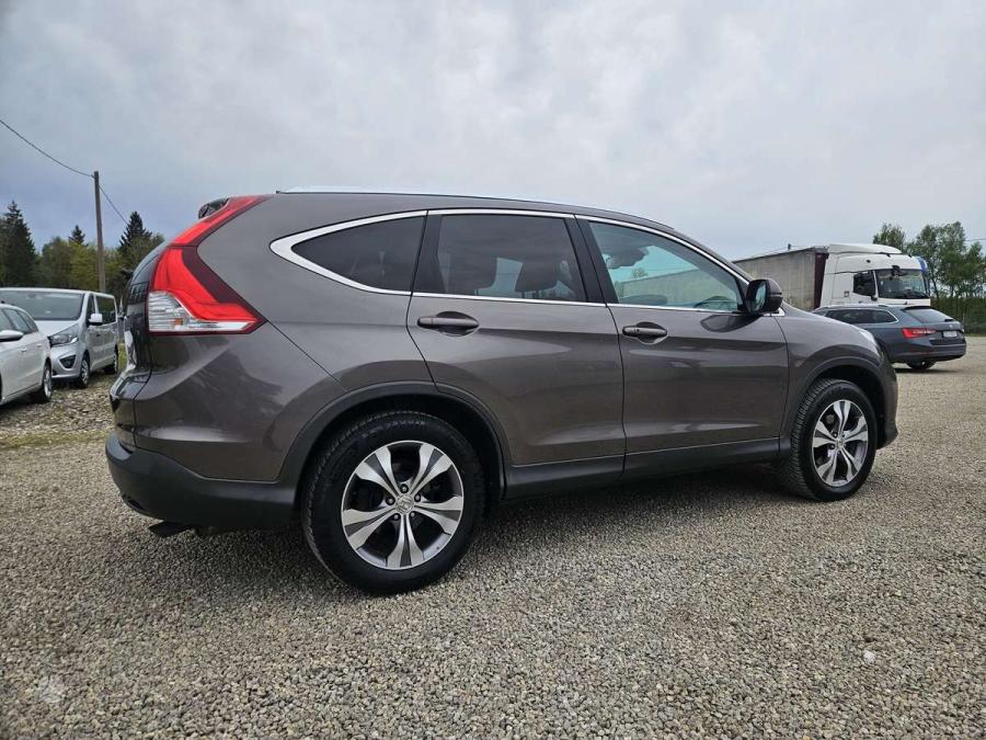 Brown Honda CR-V 2013 in Radviliskis, with an engine capacity of 2.20 L and mileage of 221 thousand km for 9900 €, photo 7 on AUTOMOTO.COM.LV