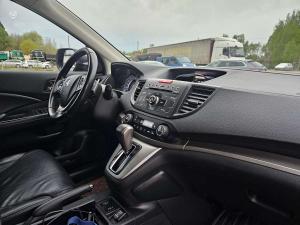 Brown Honda CR-V 2013 in Radviliskis, with an engine capacity of 2.20 L and mileage of 221 thousand km for 9900 €, photo 13 on AUTOMOTO.COM.LV