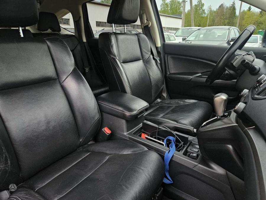 Brown Honda CR-V 2013 in Radviliskis, with an engine capacity of 2.20 L and mileage of 221 thousand km for 9900 €, photo 14 on AUTOMOTO.COM.LV
