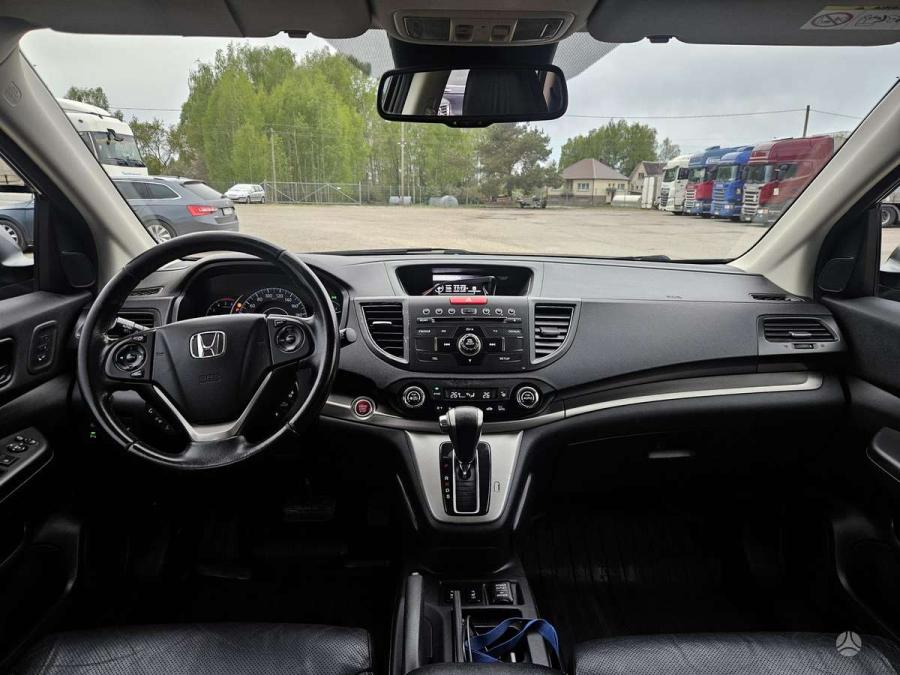 Brown Honda CR-V 2013 in Radviliskis, with an engine capacity of 2.20 L and mileage of 221 thousand km for 9900 €, photo 26 on AUTOMOTO.COM.LV