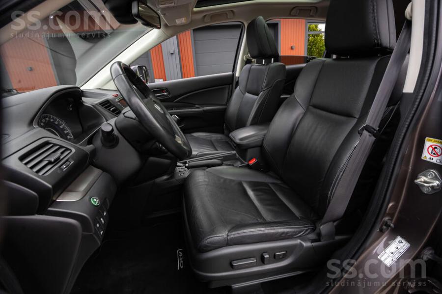 Brown Honda CR-V 2013 in Jelgava, with an engine capacity of 2.20 L and mileage of 0 thousand km for 11700 €, photo 7 on AUTOMOTO.COM.LV