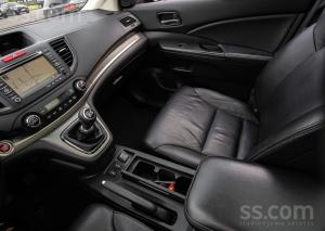 Brown Honda CR-V 2013 in Jelgava, with an engine capacity of 2.20 L and mileage of 0 thousand km for 11700 €, photo 11 on AUTOMOTO.COM.LV