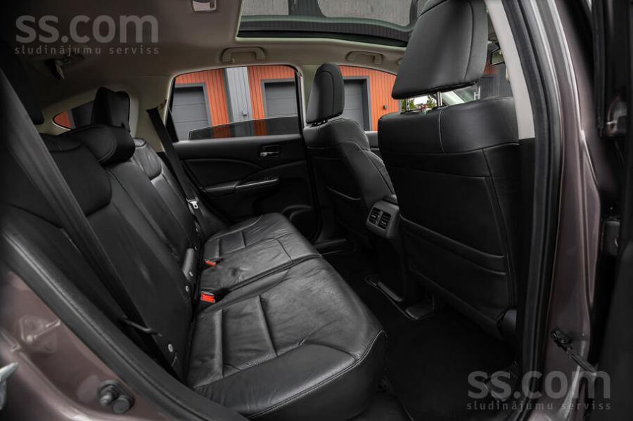 Brown Honda CR-V 2013 in Jelgava, with an engine capacity of 2.20 L and mileage of 0 thousand km for 11700 €, photo 28 on AUTOMOTO.COM.LV